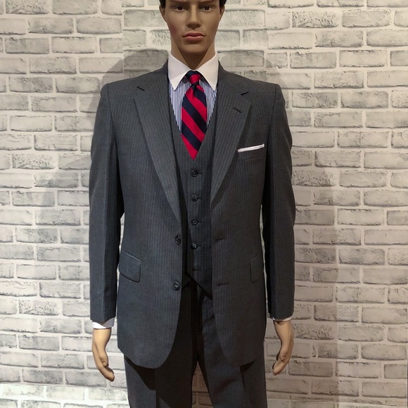 Johnny Carson | Suits & Blazers | Euc Johnny Carson 0 Wool 3 Piece ...